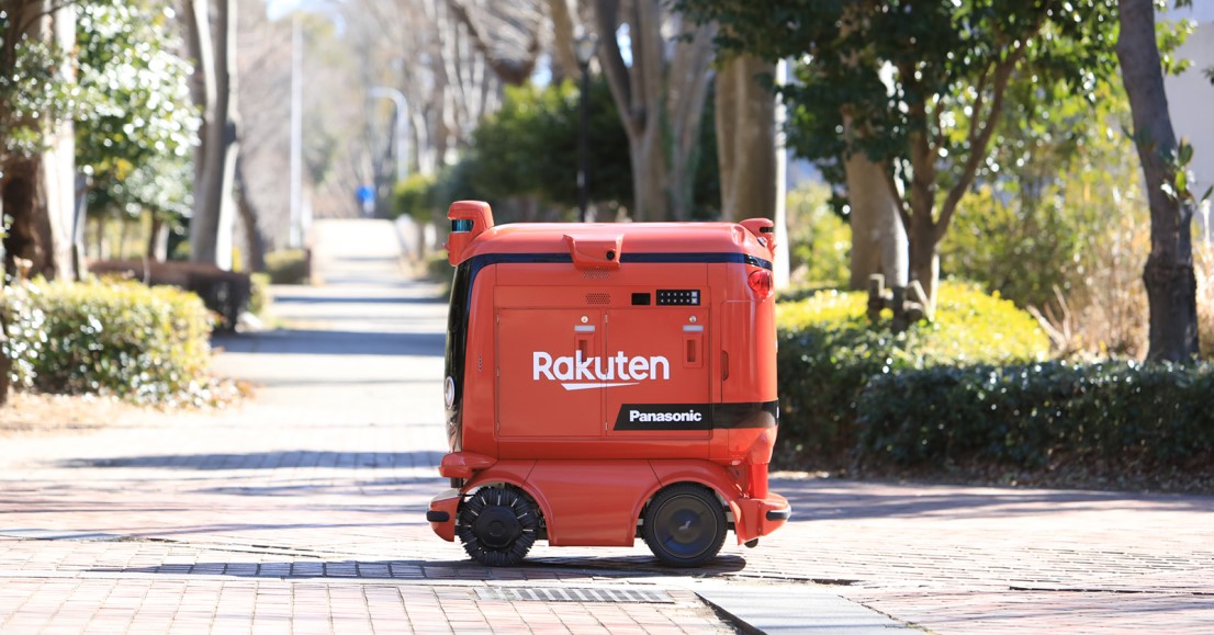Robot delivers your grocery! A futuristic service begins in Japan ...