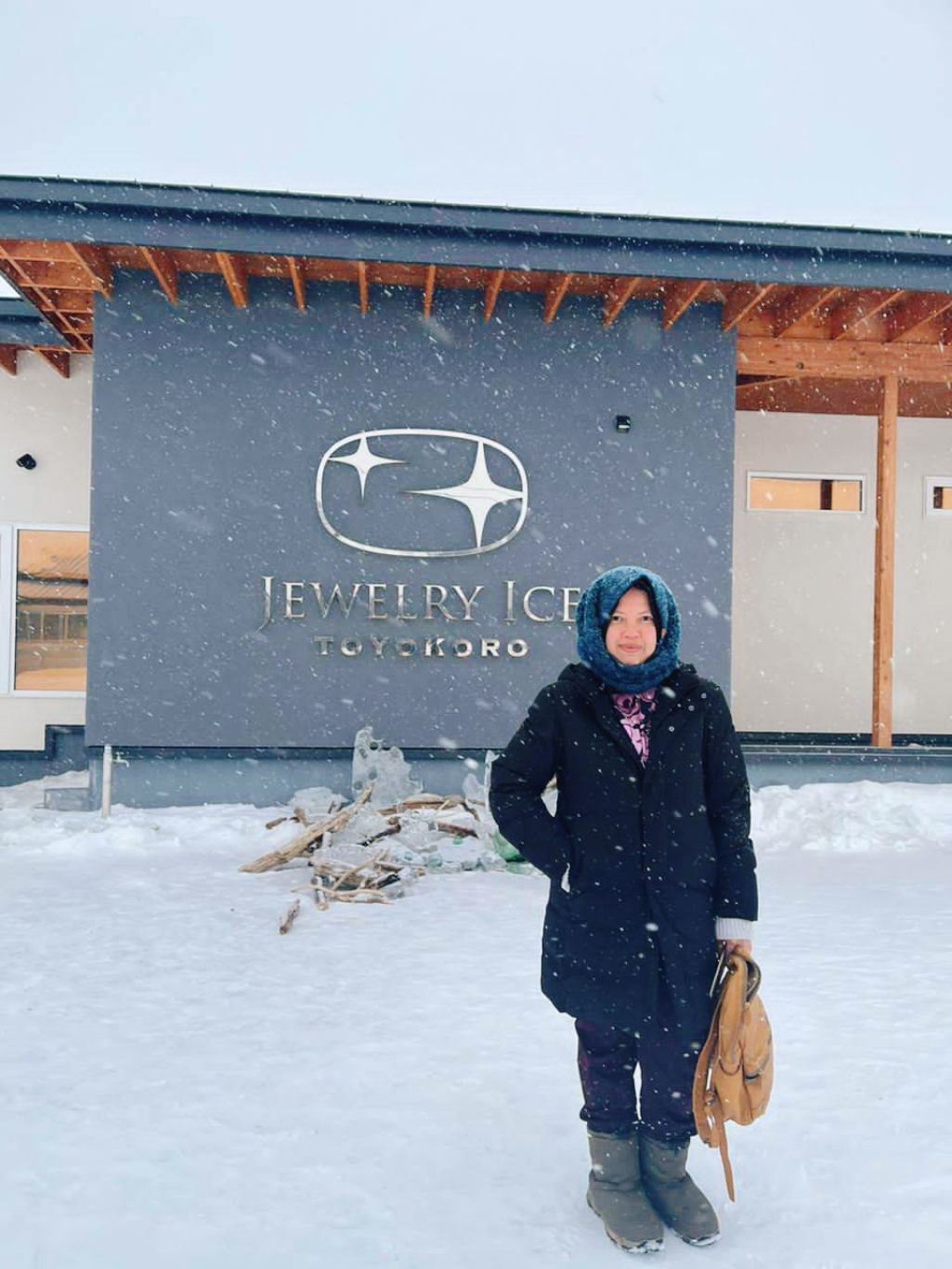 Jewellery Ice: Shimmering winter gemstones at this Hokkaido beach ...